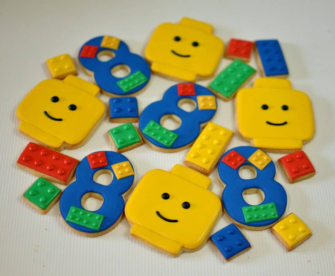 How to Build a Lego Birthday Party Ideas - Mimi's Dollhouse
