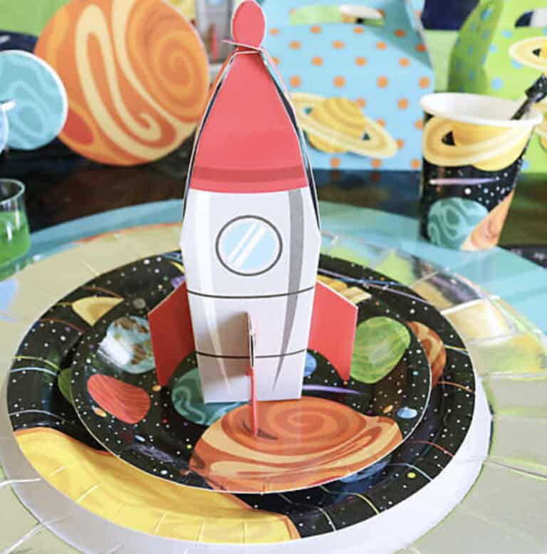 How to Throw a Kids’ Space Themed Party - Mimi's Dollhouse
