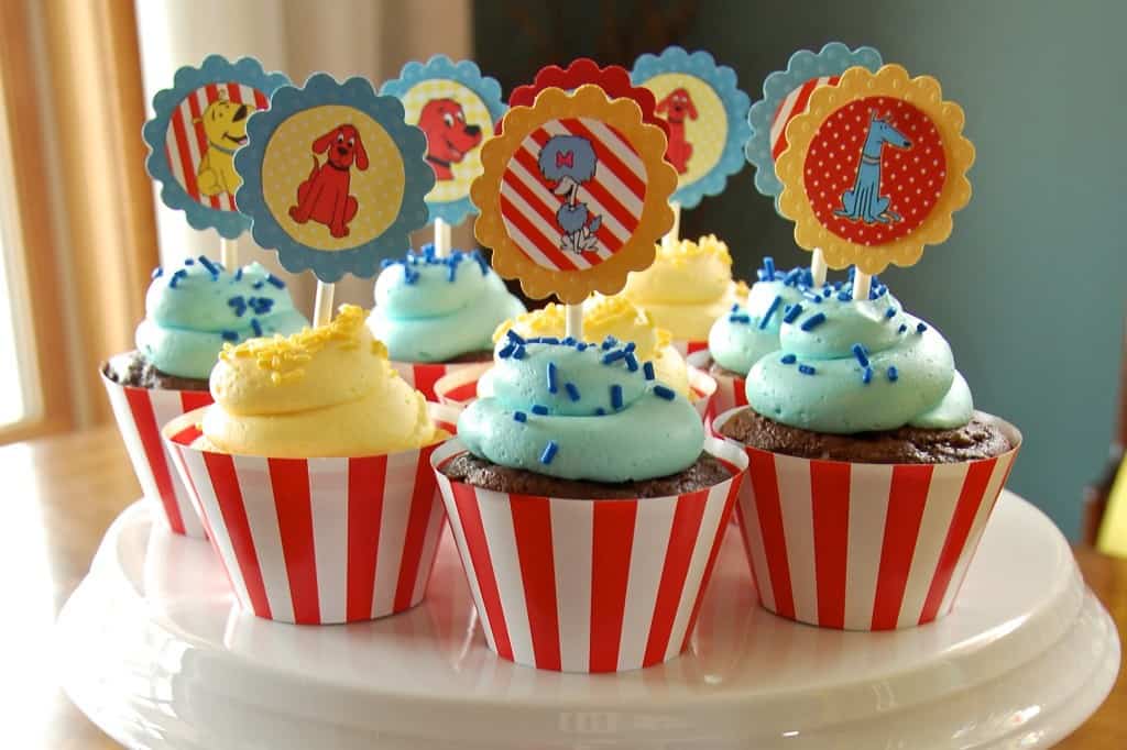 17+ Clifford Party Ideas + Movie Review - Mimi's Dollhouse